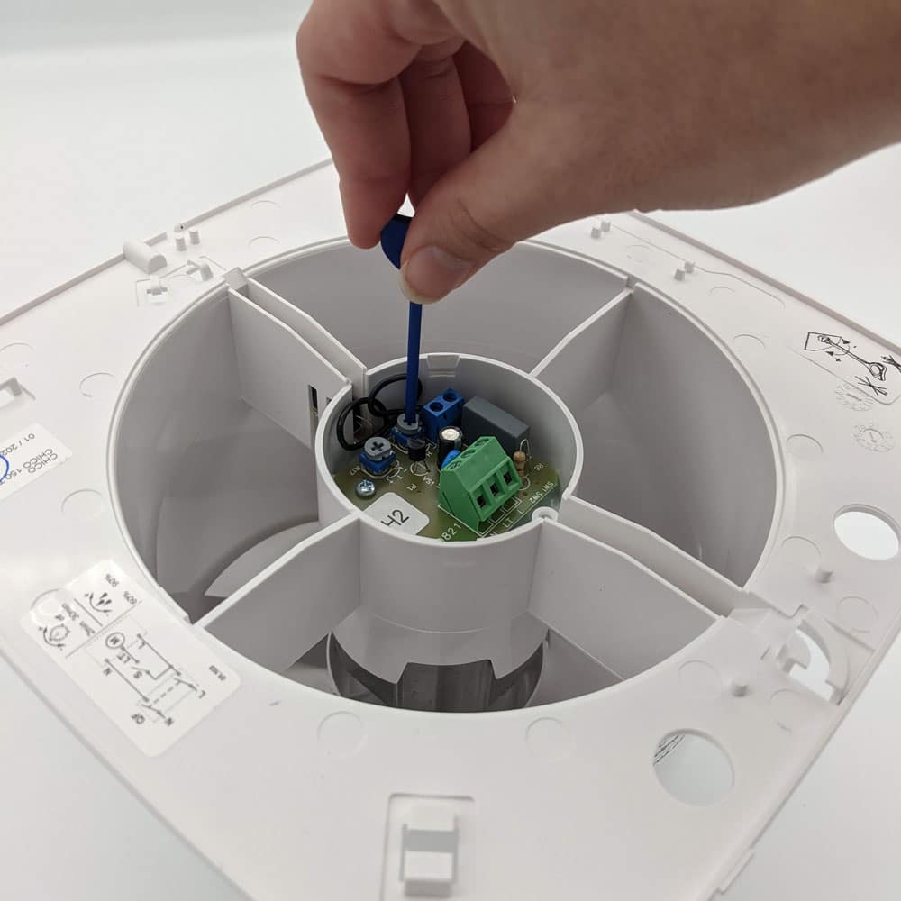 Chico Exhaust Fan 150mm White with Humidity Sensor and Timer | Fansonline Australia